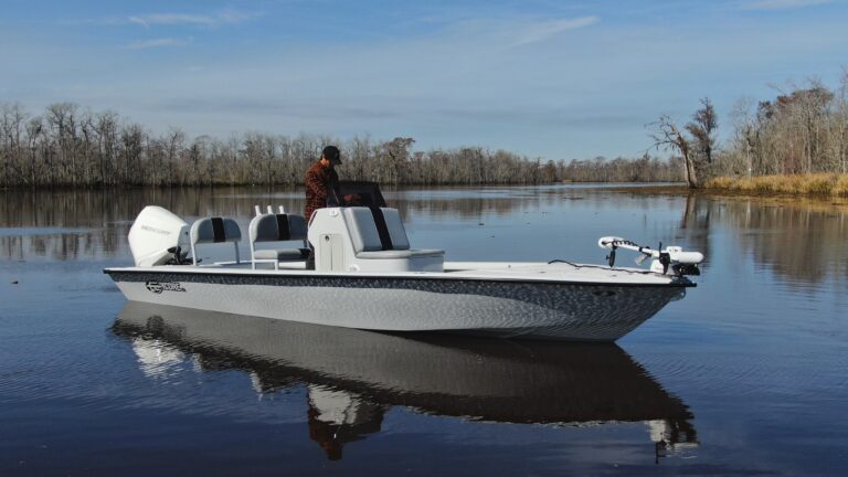 Monohulls - Encore Boat Works