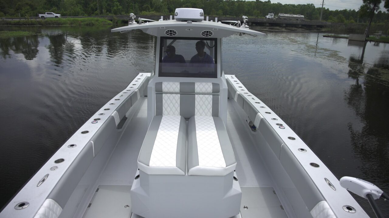 Catamaran 33' - Encore Boat Works