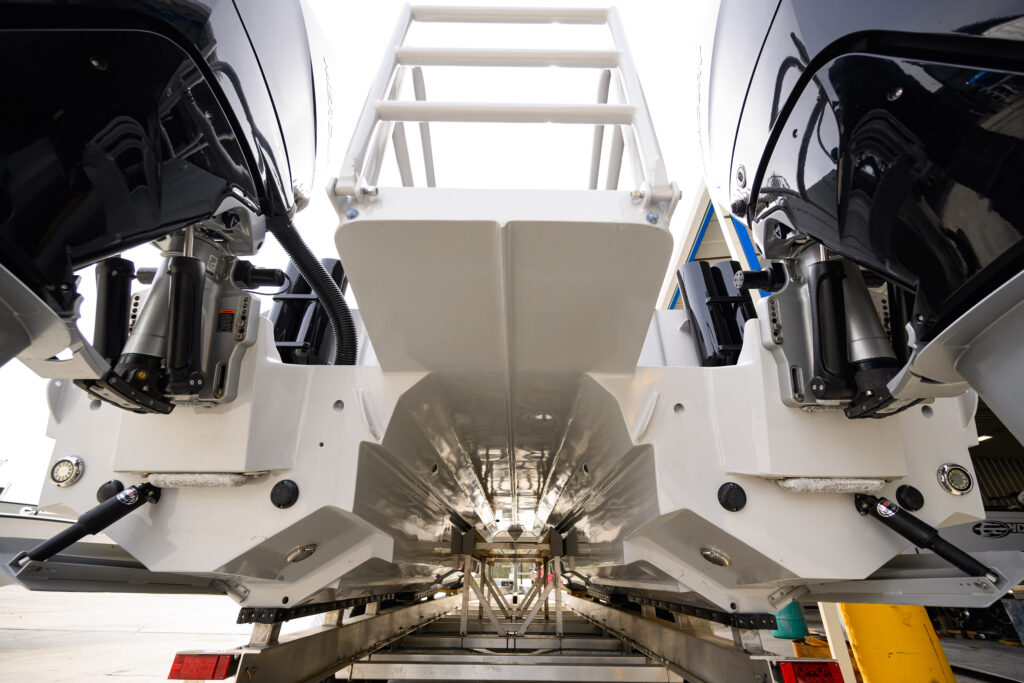 Catamaran 33' - Encore Boat Works